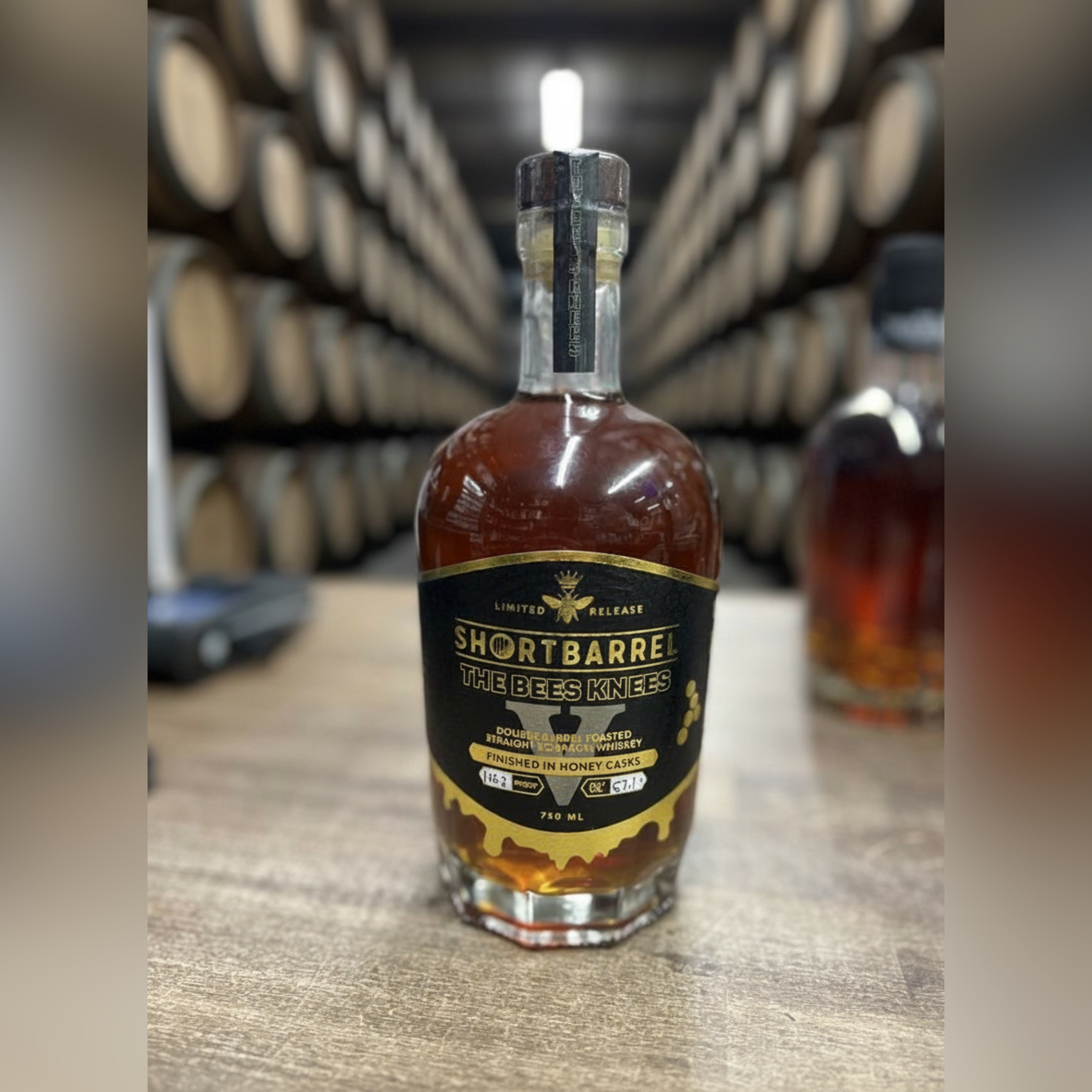 Short barrel bee’s knees Honey V – Rare Pour by MDP Liquor